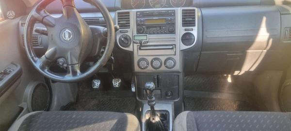 Grey Nissan X-Trail 2004 in Vilnius, with an engine capacity of 2.18 L and mileage of 382 thousand km for 1000 €, photo 10 on AUTOMOTO.COM.LV