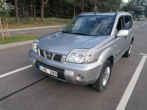 Серый Ниссан ИксТрейл 2004 в Молетай, объемом двигателя 2.00 л и пробегом 317 тыс. км за 1100 €, фото 9 на AUTOMOTO.COM.LV
