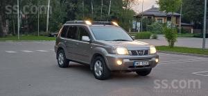 Pelēks Nissan X-Trail 2004 Rīga, ar dzinēja tilpumu 2.20 L un nobraukumu 276 tūkst. km par 1850 €, foto  vietnē AUTOMOTO.COM.LV
