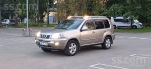Pelēks Nissan X-Trail 2004 Rīga, ar dzinēja tilpumu 2.20 L un nobraukumu 276 tūkst. km par 1850 €, foto 3 vietnē AUTOMOTO.COM.LV