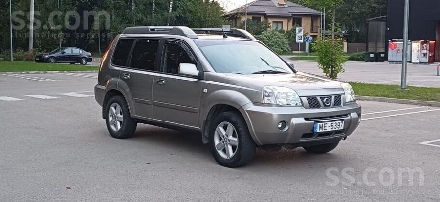 Pelēks Nissan X-Trail 2004 Rīga, ar dzinēja tilpumu 2.20 L un nobraukumu 276 tūkst. km par 1850 €, foto 6 vietnē AUTOMOTO.COM.LV