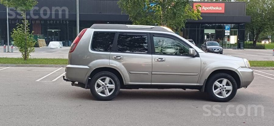 Pelēks Nissan X-Trail 2004 Rīga, ar dzinēja tilpumu 2.20 L un nobraukumu 276 tūkst. km par 1850 €, foto 7 vietnē AUTOMOTO.COM.LV