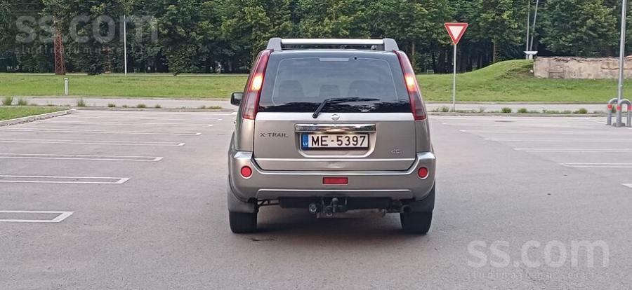 Pelēks Nissan X-Trail 2004 Rīga, ar dzinēja tilpumu 2.20 L un nobraukumu 276 tūkst. km par 1850 €, foto 8 vietnē AUTOMOTO.COM.LV