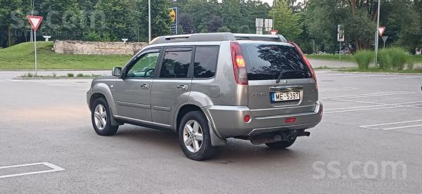Grey Nissan X-Trail 2004 in Riga, with an engine capacity of 2.20 L and mileage of 276 thousand km for 1850 €, photo 9 on AUTOMOTO.COM.LV