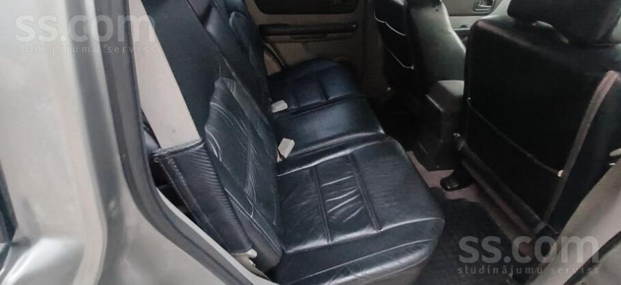 Pelēks Nissan X-Trail 2004 Rīga, ar dzinēja tilpumu 2.20 L un nobraukumu 276 tūkst. km par 1850 €, foto 15 vietnē AUTOMOTO.COM.LV