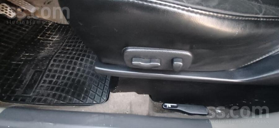 Pelēks Nissan X-Trail 2004 Rīga, ar dzinēja tilpumu 2.20 L un nobraukumu 276 tūkst. km par 1850 €, foto 16 vietnē AUTOMOTO.COM.LV