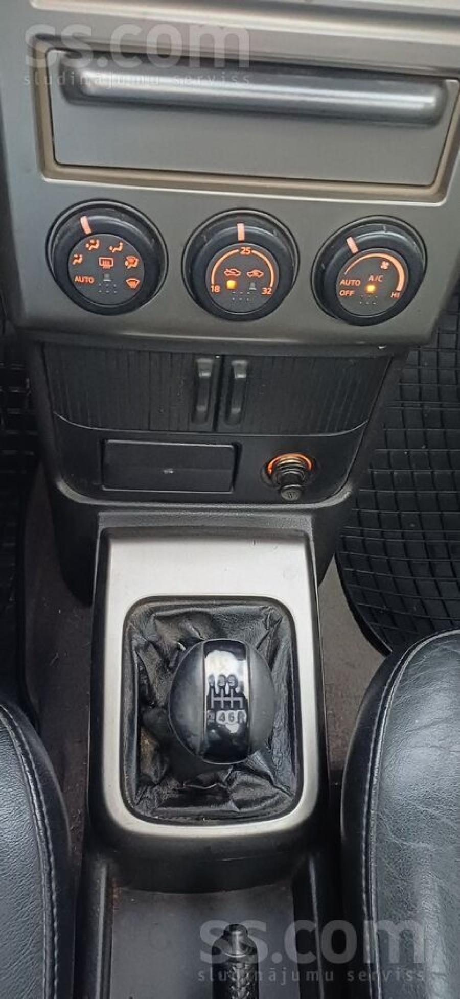 Pelēks Nissan X-Trail 2004 Rīga, ar dzinēja tilpumu 2.20 L un nobraukumu 276 tūkst. km par 1850 €, foto 23 vietnē AUTOMOTO.COM.LV