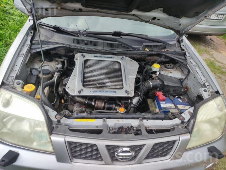 Pelēks Nissan X-Trail 2004 Daugavpils, ar dzinēja tilpumu 2.20 L un nobraukumu 375 tūkst. km par 1000 €, foto 8 vietnē AUTOMOTO.COM.LV
