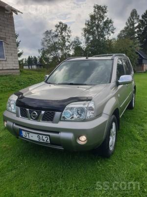 Grey Nissan X-Trail 2004 in Rezekne, with an engine capacity of 2.20 L and mileage of 349 thousand km for 2550 €, photo  on AUTOMOTO.COM.LV