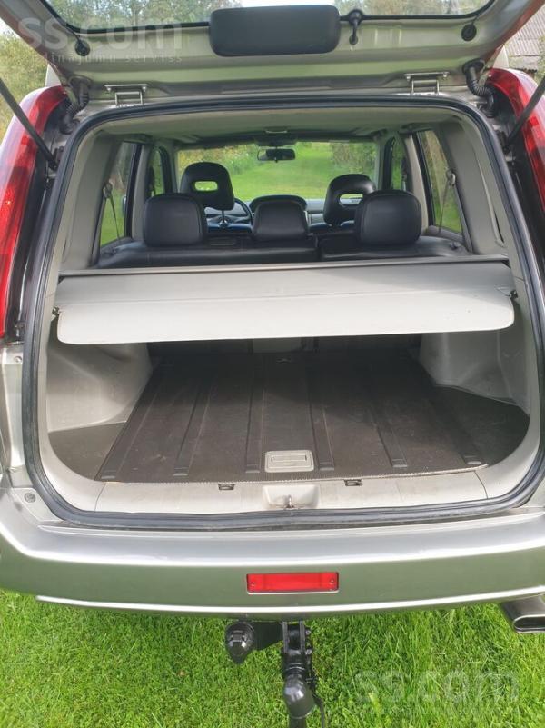 Grey Nissan X-Trail 2004 in Rezekne, with an engine capacity of 2.20 L and mileage of 349 thousand km for 2550 €, photo 11 on AUTOMOTO.COM.LV
