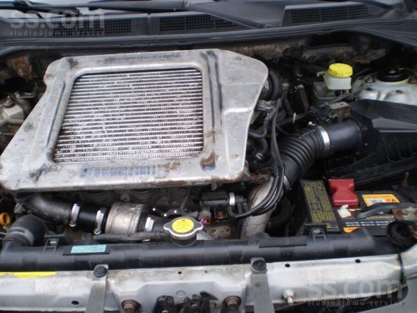 Pelēks Nissan X-Trail 2004 Daugavpils, ar dzinēja tilpumu 2.20 L un nobraukumu 294 tūkst. km par 1750 €, foto 11 vietnē AUTOMOTO.COM.LV