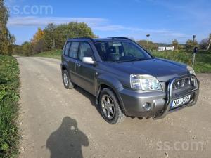 Pelēks Nissan X-Trail 2004 Rēzekne, ar dzinēja tilpumu 2.20 L un nobraukumu 268 tūkst. km par 2250 €, foto 5 vietnē AUTOMOTO.COM.LV