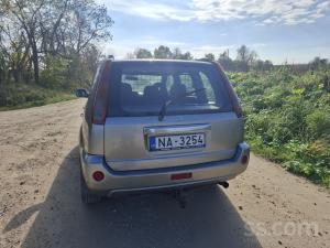 Pelēks Nissan X-Trail 2004 Rēzekne, ar dzinēja tilpumu 2.20 L un nobraukumu 268 tūkst. km par 2250 €, foto 6 vietnē AUTOMOTO.COM.LV