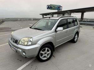 Pelēks Nissan X-Trail 2005 Viļņa, ar dzinēja tilpumu 2.20 L un nobraukumu 240 tūkst. km par 1999 €, foto 2 vietnē AUTOMOTO.COM.LV