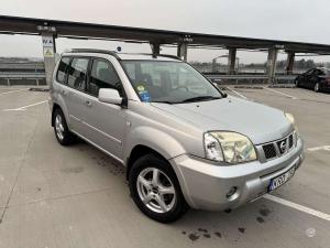Pelēks Nissan X-Trail 2005 Viļņa, ar dzinēja tilpumu 2.20 L un nobraukumu 240 tūkst. km par 1999 €, foto 4 vietnē AUTOMOTO.COM.LV