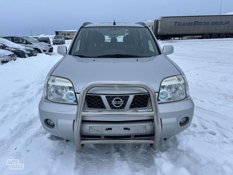 Grey Nissan X-Trail 2005 in Giraite, with an engine capacity of 2.20 L and mileage of 235 thousand km for 2900 €, photo 2 on AUTOMOTO.COM.LV