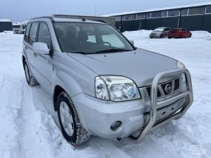 Grey Nissan X-Trail 2005 in Giraite, with an engine capacity of 2.20 L and mileage of 235 thousand km for 2900 €, photo 3 on AUTOMOTO.COM.LV