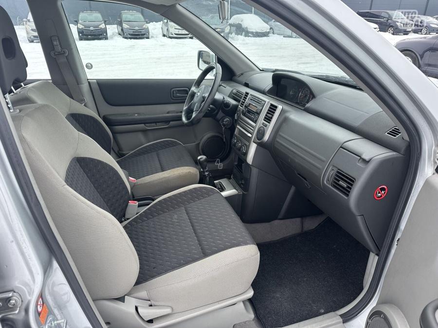 Grey Nissan X-Trail 2005 in Giraite, with an engine capacity of 2.20 L and mileage of 235 thousand km for 2900 €, photo 13 on AUTOMOTO.COM.LV