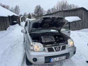 Pelēks Nissan X-Trail 2005 Aizkraukle, ar dzinēja tilpumu 2.20 L un nobraukumu 279 tūkst. km par 1500 €, foto 5 vietnē AUTOMOTO.COM.LV
