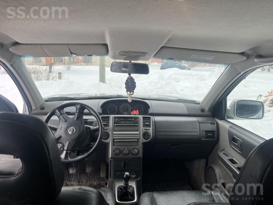 Pelēks Nissan X-Trail 2005 Aizkraukle, ar dzinēja tilpumu 2.20 L un nobraukumu 279 tūkst. km par 1500 €, foto 7 vietnē AUTOMOTO.COM.LV