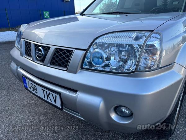 Grey Nissan X-Trail 2005 in Paide, with an engine capacity of 2.20 L and mileage of 388 thousand km for 2890 €, photo 7 on AUTOMOTO.COM.LV