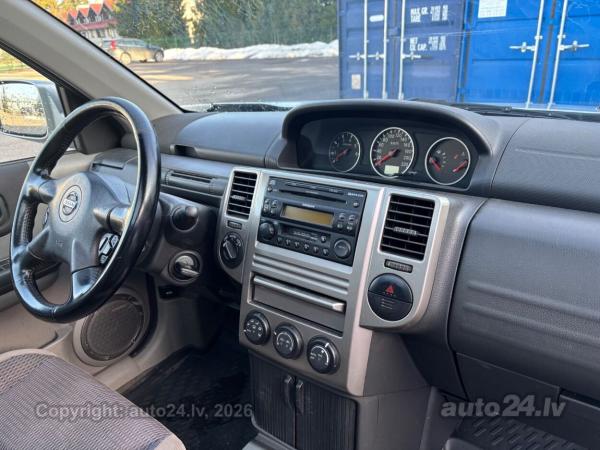Grey Nissan X-Trail 2005 in Paide, with an engine capacity of 2.20 L and mileage of 388 thousand km for 2890 €, photo 8 on AUTOMOTO.COM.LV