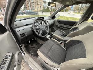 Grey Nissan X-Trail 2005 in Vilnius, with an engine capacity of 2.20 L and mileage of 313 thousand km for 2200 €, photo 12 on AUTOMOTO.COM.LV
