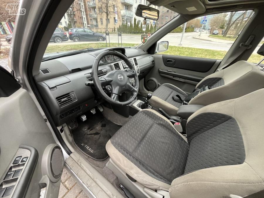 Grey Nissan X-Trail 2005 in Vilnius, with an engine capacity of 2.20 L and mileage of 313 thousand km for 2200 €, photo 12 on AUTOMOTO.COM.LV