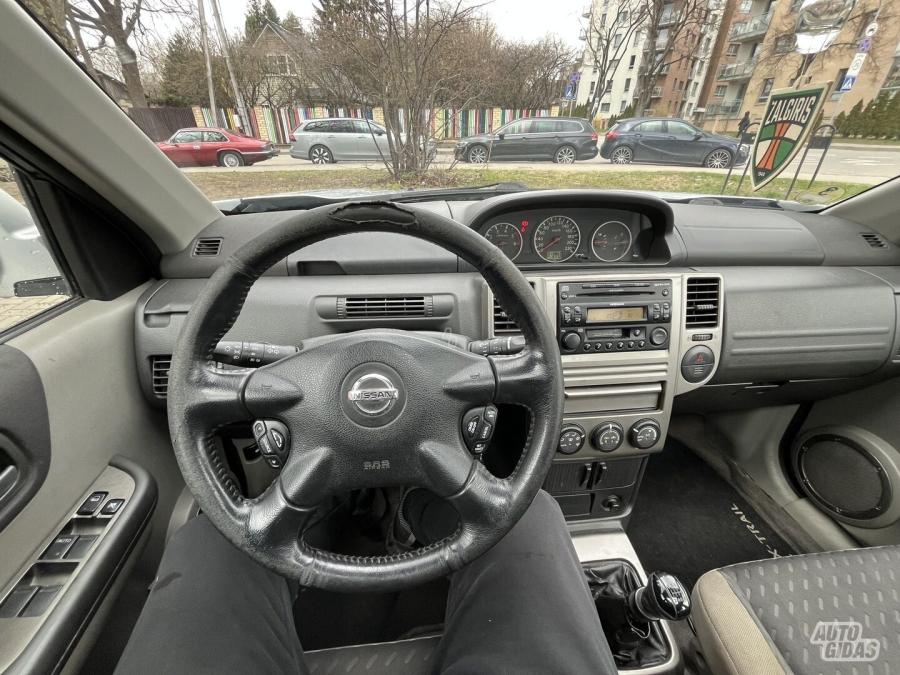 Grey Nissan X-Trail 2005 in Vilnius, with an engine capacity of 2.20 L and mileage of 313 thousand km for 2200 €, photo 13 on AUTOMOTO.COM.LV