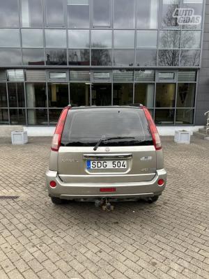 Pelēks Nissan X-Trail 2005 Klaipėda, ar dzinēja tilpumu 2.20 L un nobraukumu 369 tūkst. km par 2150 €, foto 8 vietnē AUTOMOTO.COM.LV