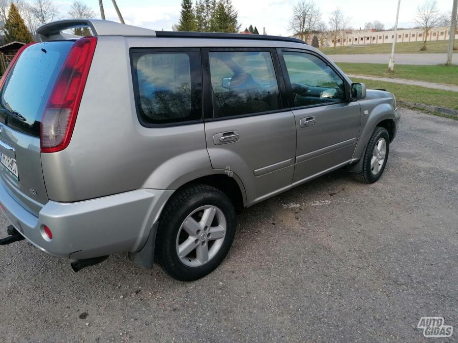 Pelēks Nissan X-Trail 2005 Utena, ar dzinēja tilpumu 2.20 L un nobraukumu 256 tūkst. km par 1650 €, foto 6 vietnē AUTOMOTO.COM.LV