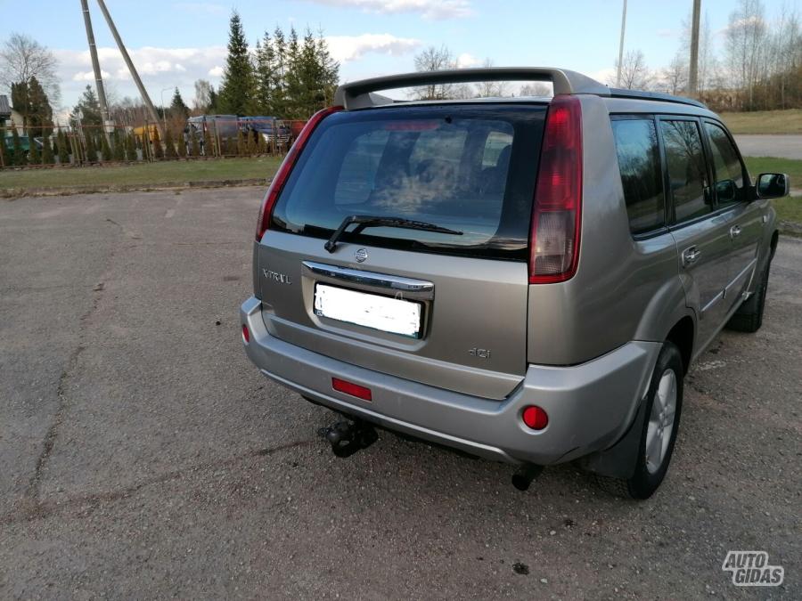 Pelēks Nissan X-Trail 2005 Utena, ar dzinēja tilpumu 2.20 L un nobraukumu 256 tūkst. km par 1650 €, foto 7 vietnē AUTOMOTO.COM.LV
