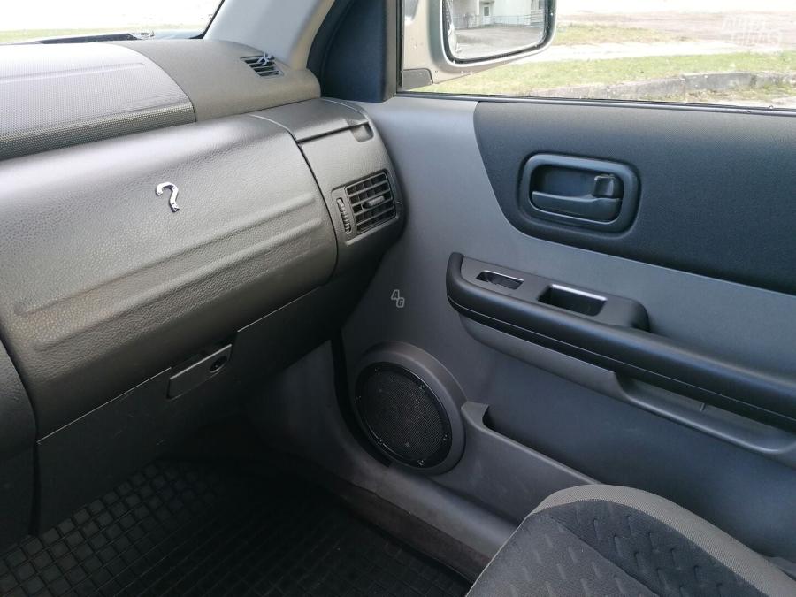 Pelēks Nissan X-Trail 2005 Utena, ar dzinēja tilpumu 2.20 L un nobraukumu 256 tūkst. km par 1650 €, foto 16 vietnē AUTOMOTO.COM.LV