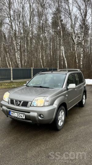 Grey Nissan X-Trail 2005 in Riga, with an engine capacity of 2.20 L and mileage of 208 thousand km for 1700 €, photo  on AUTOMOTO.COM.LV
