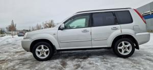 Grey Nissan X-Trail 2005 in Riga, with an engine capacity of 2.20 L and mileage of 317 thousand km for 2850 €, photo 3 on AUTOMOTO.COM.LV