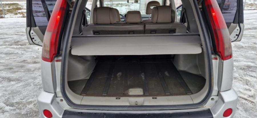 Grey Nissan X-Trail 2005 in Riga, with an engine capacity of 2.20 L and mileage of 317 thousand km for 2850 €, photo 21 on AUTOMOTO.COM.LV