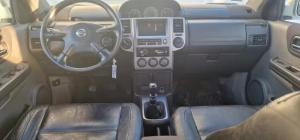 Grey Nissan X-Trail 2005 in Valmiera, with an engine capacity of 2.20 L and mileage of 405 thousand km for 2200 €, photo 10 on AUTOMOTO.COM.LV