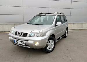 Grey Nissan X-Trail 2005 in Riga, with an engine capacity of 2.20 L and mileage of 328 thousand km for 3200 €, photo 3 on AUTOMOTO.COM.LV