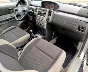 Grey Nissan X-Trail 2005 in Riga, with an engine capacity of 2.20 L and mileage of 328 thousand km for 3200 €, photo 8 on AUTOMOTO.COM.LV
