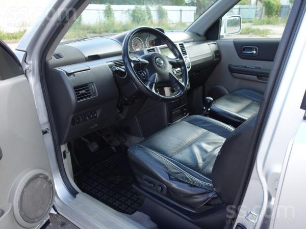 Grey Nissan X-Trail 2005 in Riga, with an engine capacity of 2.20 L and mileage of 212 thousand km for 2850 €, photo 5 on AUTOMOTO.COM.LV