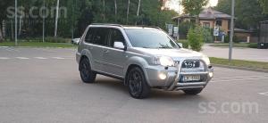 Pelēks Nissan X-Trail 2005 Rīga, ar dzinēja tilpumu 2.20 L un nobraukumu 385 tūkst. km par 1850 €, foto 3 vietnē AUTOMOTO.COM.LV