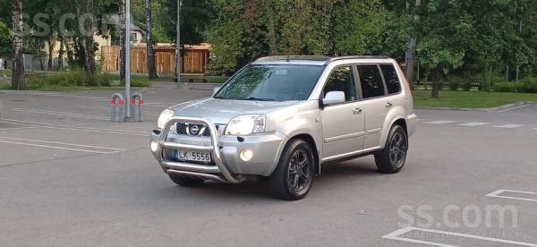 Pelēks Nissan X-Trail 2005 Rīga, ar dzinēja tilpumu 2.20 L un nobraukumu 385 tūkst. km par 1850 €, foto 3 vietnē AUTOMOTO.COM.LV
