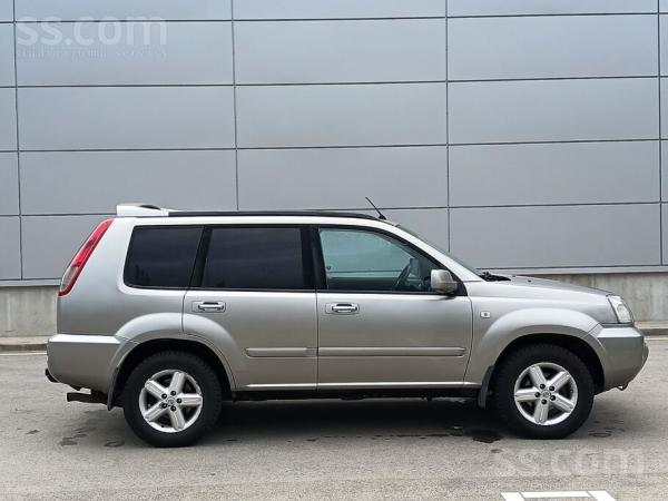 Pelēks Nissan X-Trail 2005 Rīga, ar dzinēja tilpumu 2.20 L un nobraukumu 0 tūkst. km par 1990 €, foto 2 vietnē AUTOMOTO.COM.LV