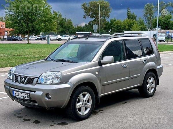 Grey Nissan X-Trail 2005 in Riga, with an engine capacity of 2.18 L and mileage of 234 thousand km for 1990 €, photo 1 on AUTOMOTO.COM.LV