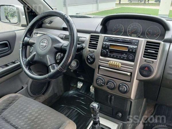 Grey Nissan X-Trail 2005 in Riga, with an engine capacity of 2.18 L and mileage of 234 thousand km for 1990 €, photo 7 on AUTOMOTO.COM.LV