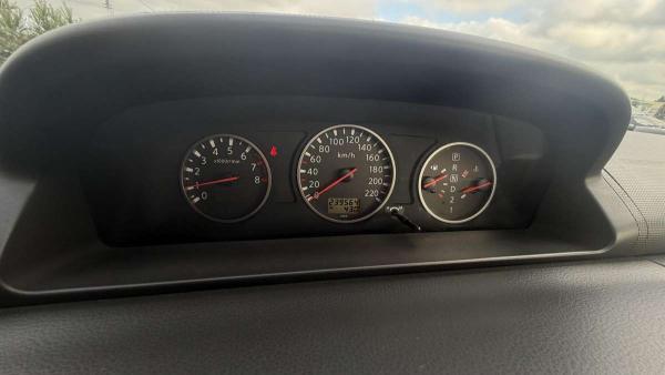 Pelēks Nissan X-Trail 2005 Palanga, ar dzinēja tilpumu 2.49 L un nobraukumu 239 tūkst. km par 2500 €, foto 9 vietnē AUTOMOTO.COM.LV