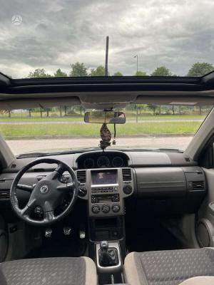Pelēks Nissan X-Trail 2005 Kauņa, ar dzinēja tilpumu 2.18 L un nobraukumu 300 tūkst. km par 1400 €, foto 8 vietnē AUTOMOTO.COM.LV