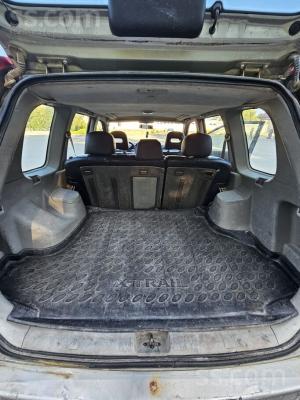 Grey Nissan X-Trail 2005 in Liepaja, with an engine capacity of 2.20 L and mileage of 323 thousand km for 1500 €, photo 13 on AUTOMOTO.COM.LV