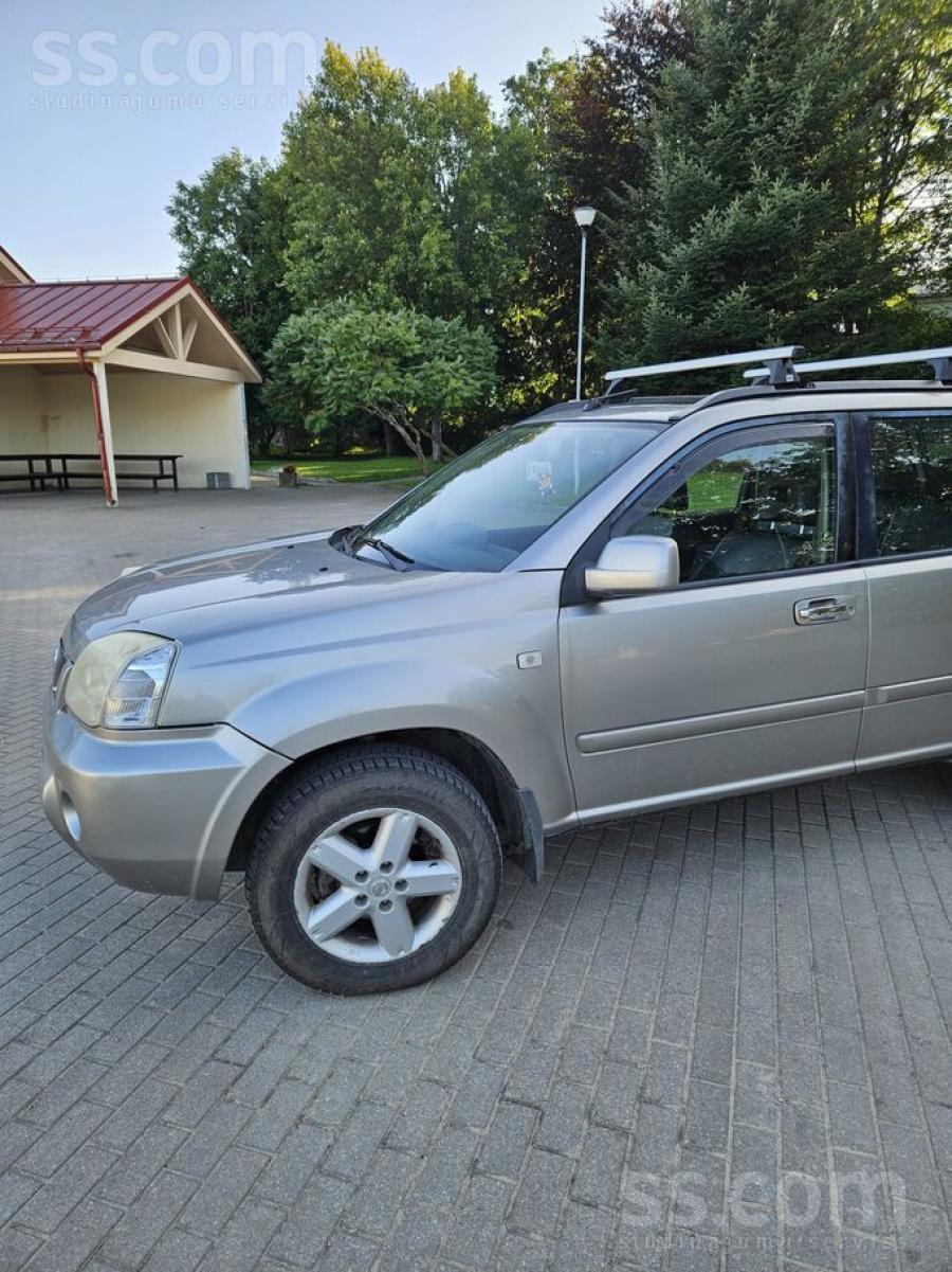Grey Nissan X-Trail 2005 in Liepaja, with an engine capacity of 2.20 L and mileage of 323 thousand km for 1500 €, photo 14 on AUTOMOTO.COM.LV