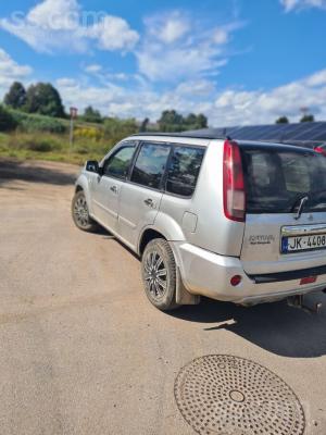 Pelēks Nissan X-Trail 2005 Rēzekne, ar dzinēja tilpumu 2.20 L un nobraukumu 307 tūkst. km par 1550 €, foto 4 vietnē AUTOMOTO.COM.LV